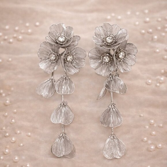 Jewelry | Kate Middleton Famous Cascading Silver Dangle Earrings | Poshmark
